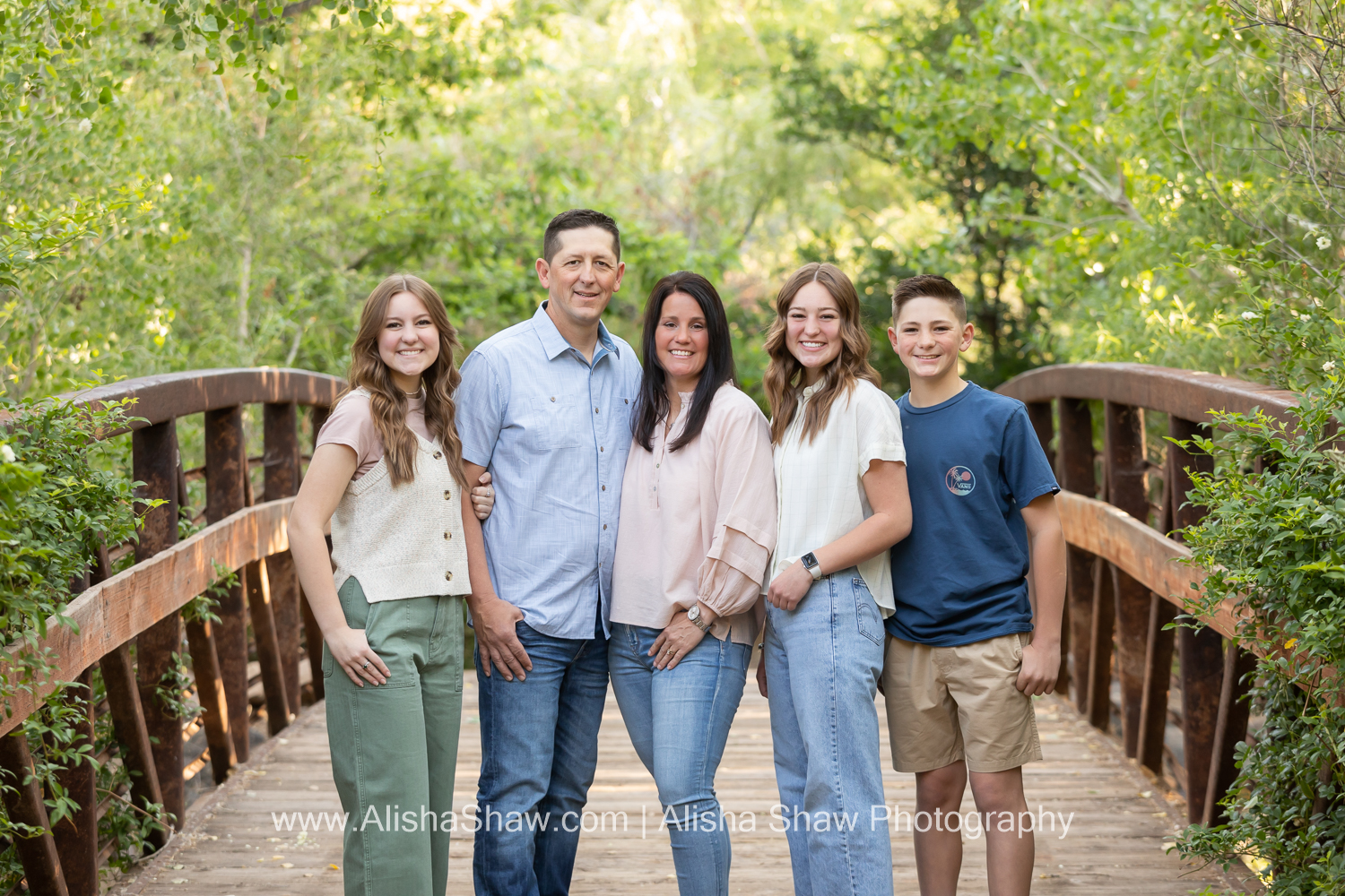 Family Bridges the Gap | St George Utah Family Photographer | Alisha ...